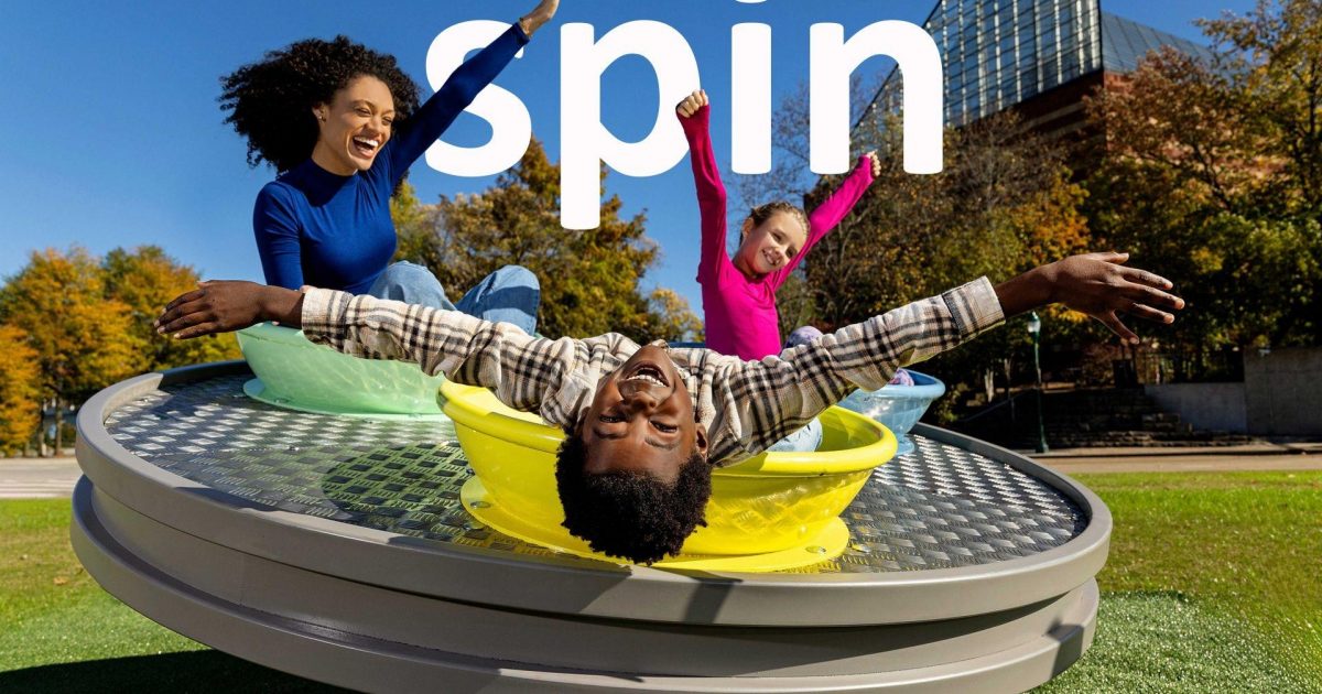 Struthers Recreation | Playground Design Elements: Spin